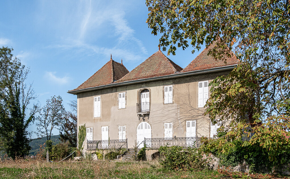 Exceptional 15th-century mansion near Annecy